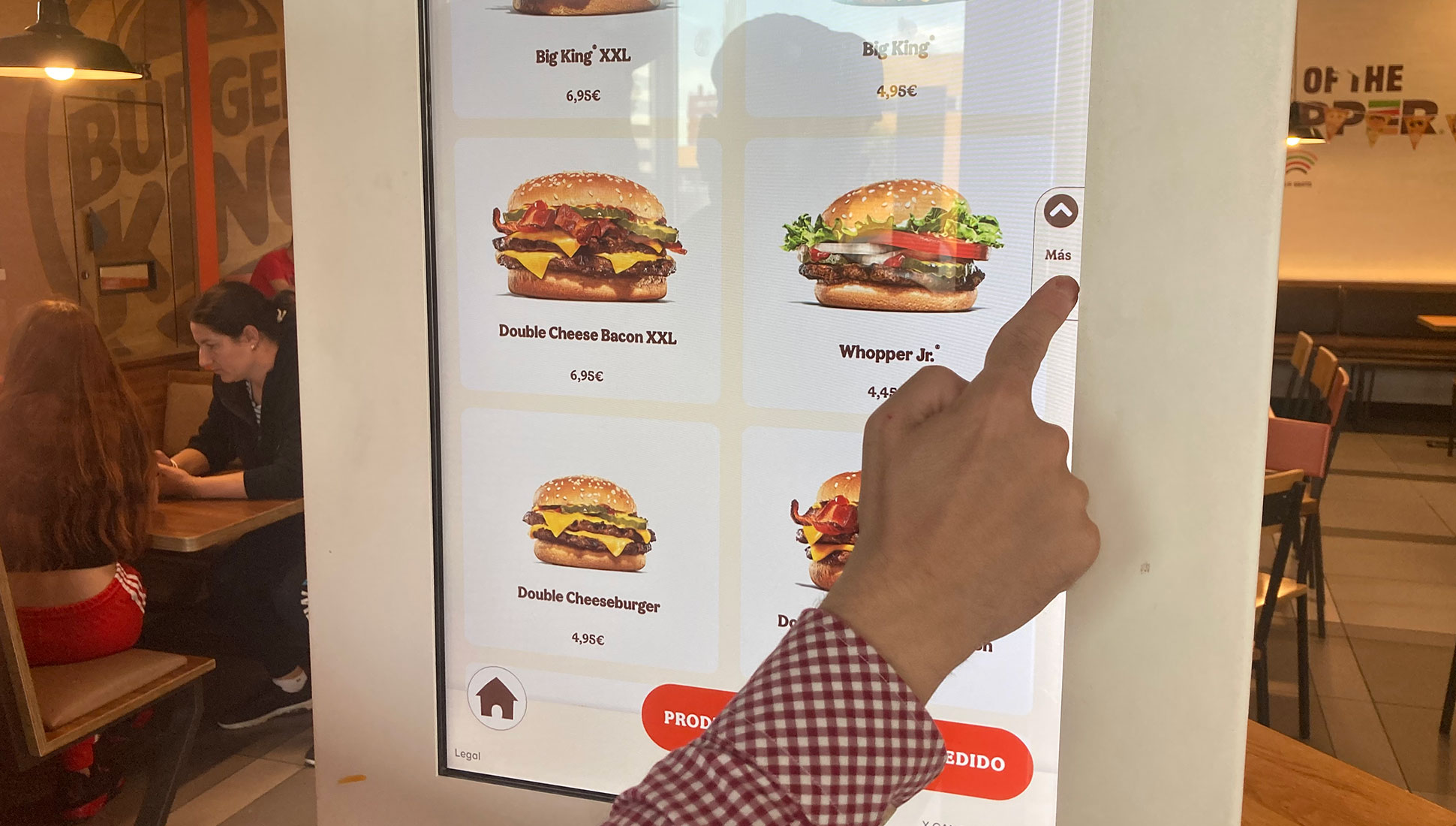 How to design user interfaces for digital kiosk | The Interactive ...